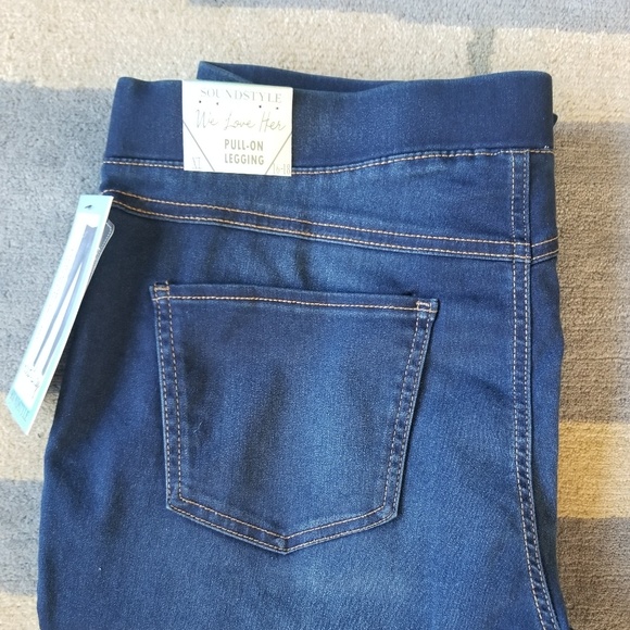 sound style | Pants & Jumpsuits | Lucy Pullon Jeans 28 Legging Jegging ...